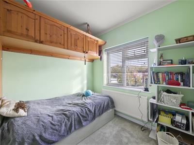 Property details for Clyfford Road, Ruislip £550,000 Sold - Vebra
